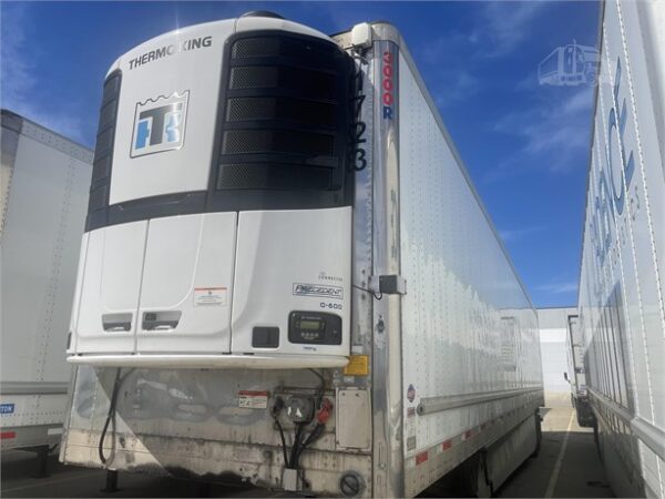 53 Foot Utility Reefer | Trailers| Cadence Trucks & Trailers