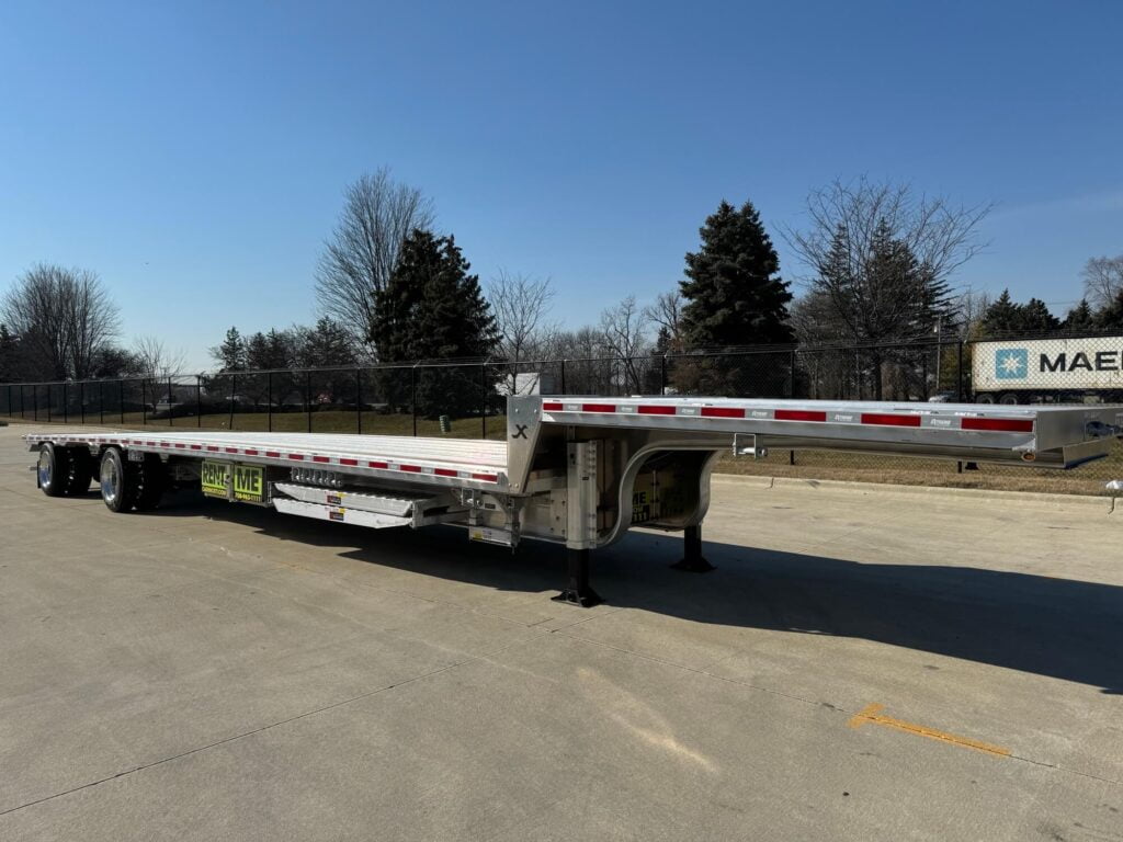 Extreme 53 Foot Step Deck | Cadence Trucks & Trailers